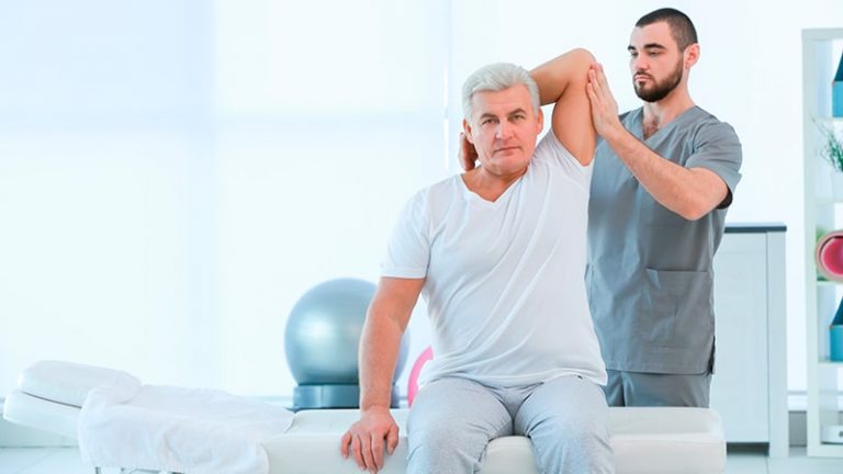 Diferencias entre kinesiología holística y aplicada - Blog de CIM Formación